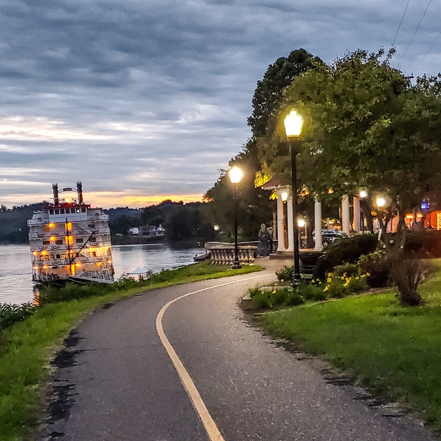 Ohio’s Edge at Dusk – Everything Tells A Story…